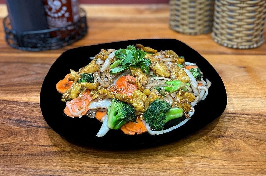PAD THAI STIR-FRIED WITH CHICKEN | PT Pho Express